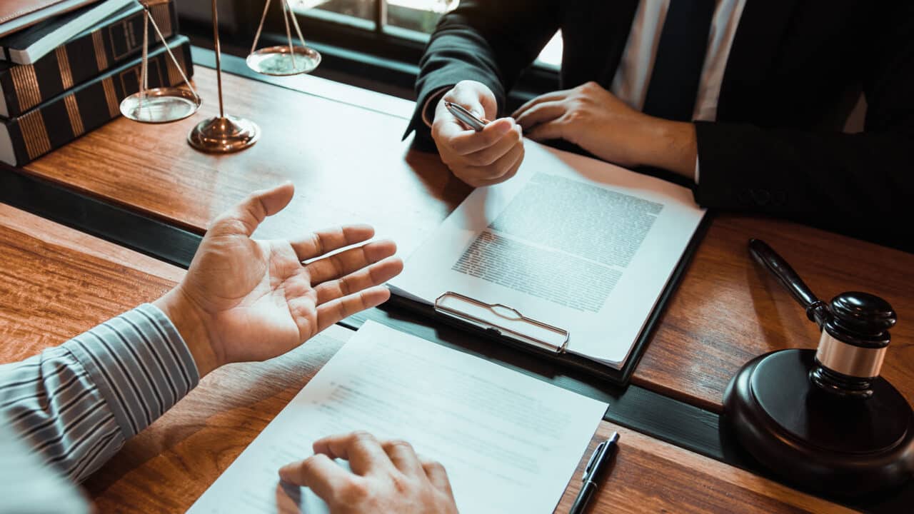 Inicio - Asesores Juridicos Asociados : Abogados y Notarios